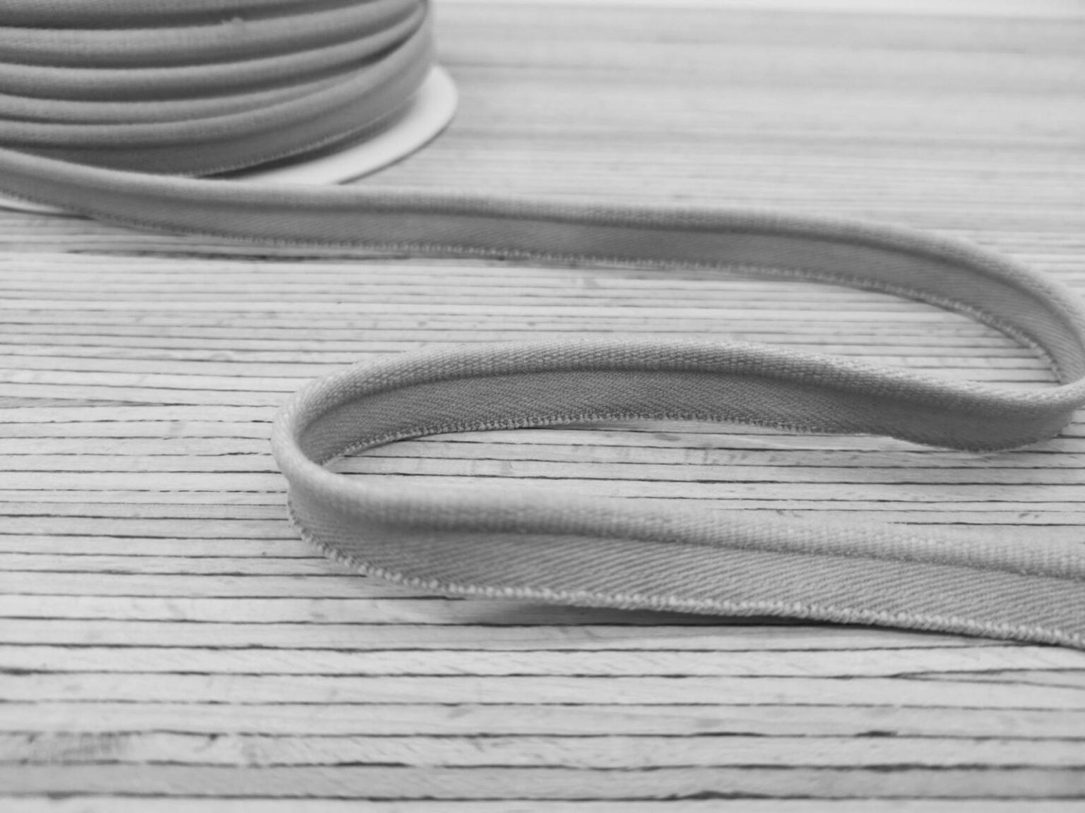 Elastisches Paspelband 10mm – verschiedene Farben – Tigerlilly